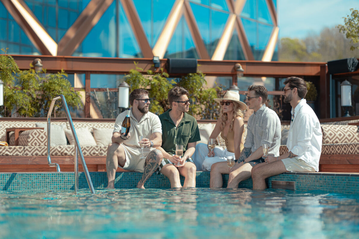 Hotell med Pool & Rooftop i Göteborg | PAM’S på Jacy’z